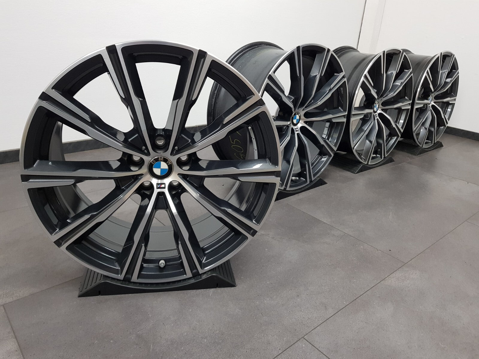 BMW 20 Zoll Felgen X5 G05 X6 G06 M740 Alufelgen 8071996 8071997 inkl ...